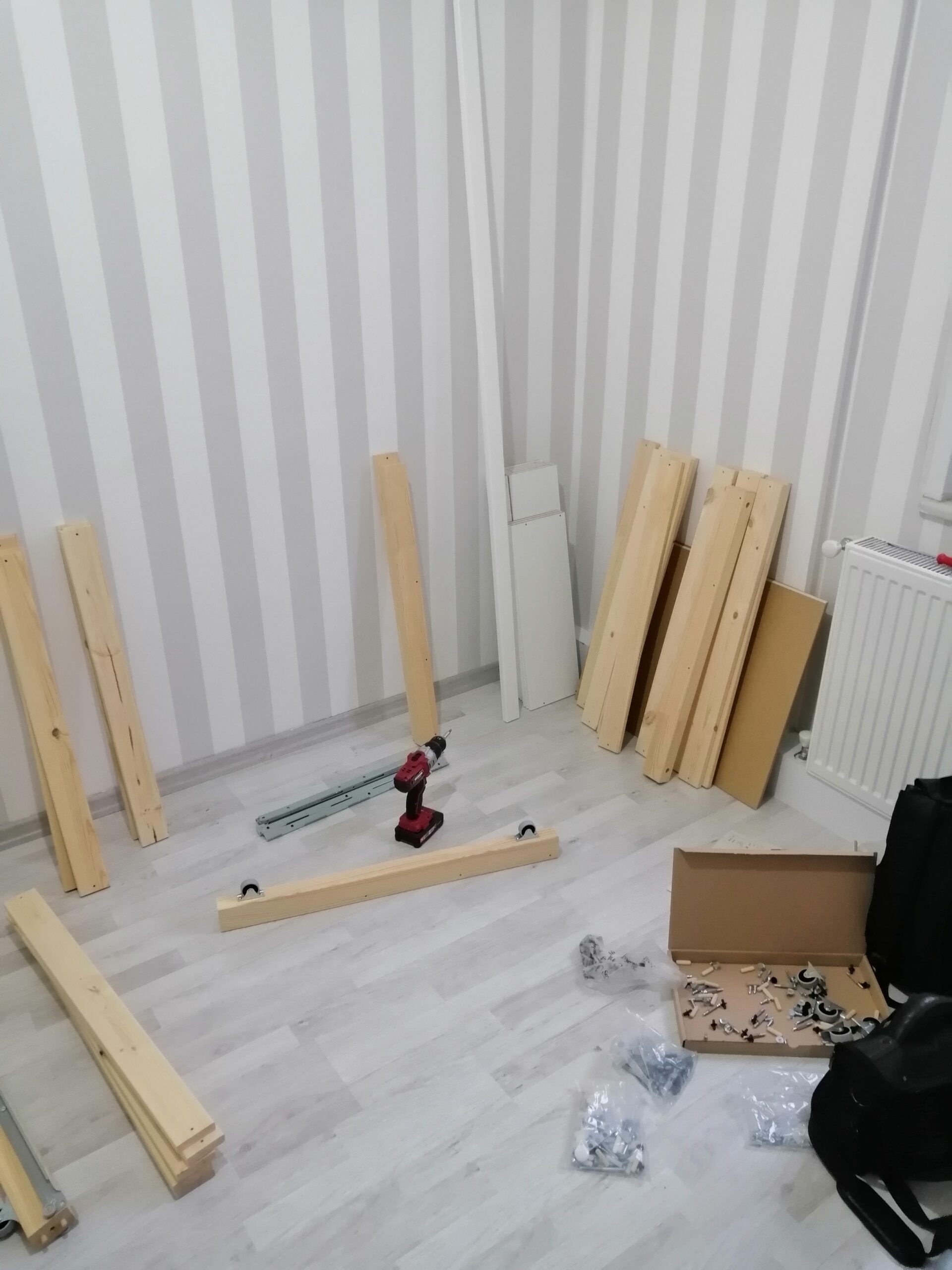 Mobilya Montajı Mobilya Tamiri Marangoz.